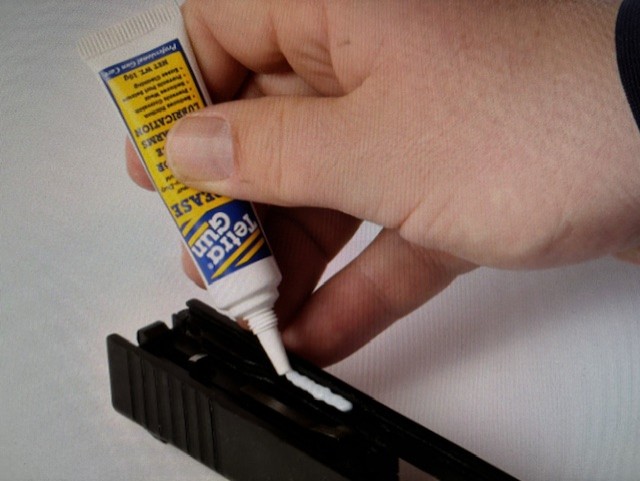 Step by Step Gun Cleaning and Lubrication Guide – Tetra Gun care